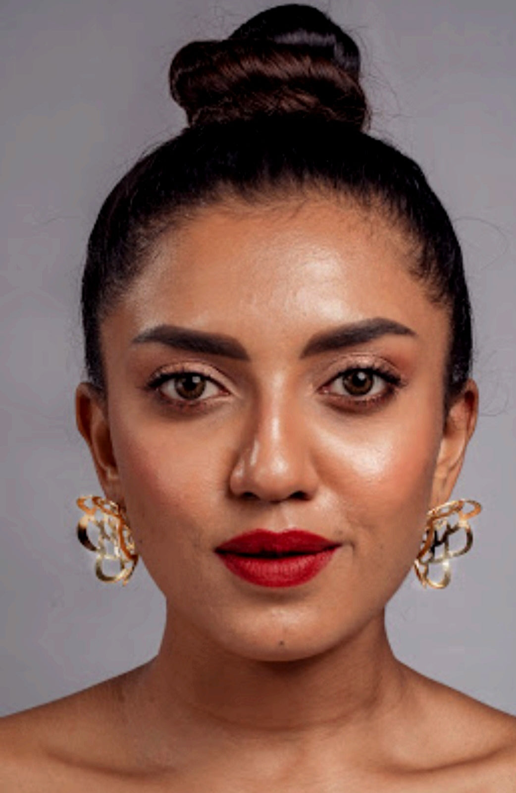 DAHLIA STATEMENT STUDS – EDGES