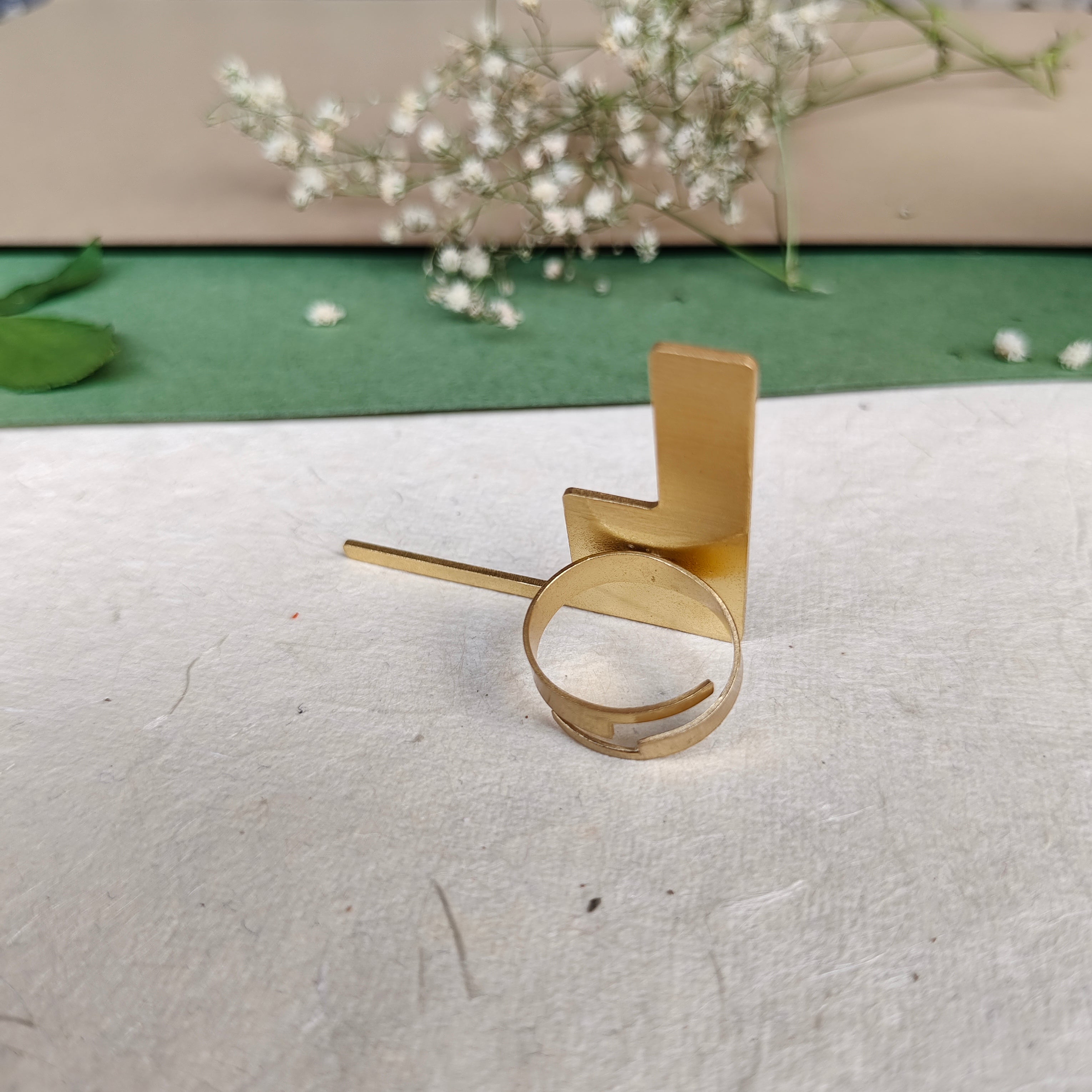FINGER RINGS – EDGES